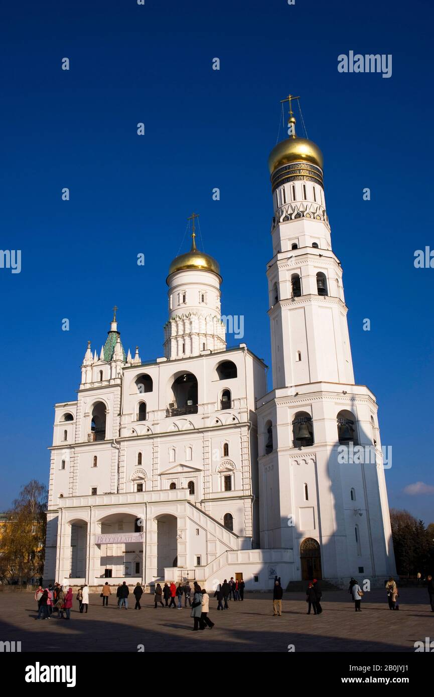 RUSSIA, MOSCOW, KREMLIN, BELL TOWER OF IVAN THE GREAT Stock Photo - Alamy