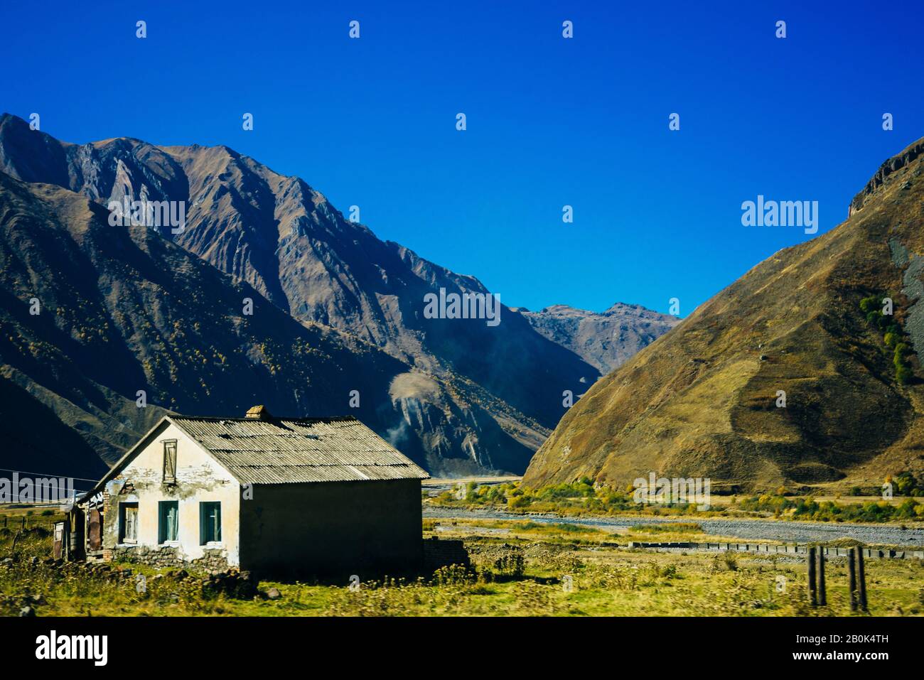 Georgian Military Road runs between Tbilisi and Vladikaz Stock Photo ...