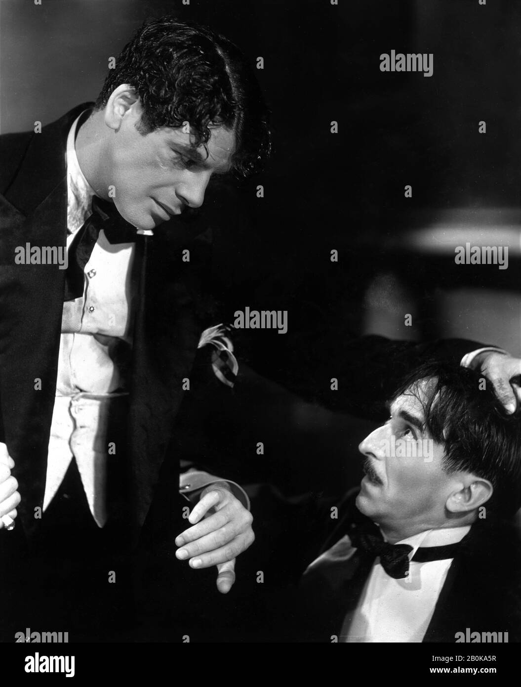 PAUL MUNI as Tony Camonte and OSGOOD PERKINS in SCARFACE 1932 directors ...