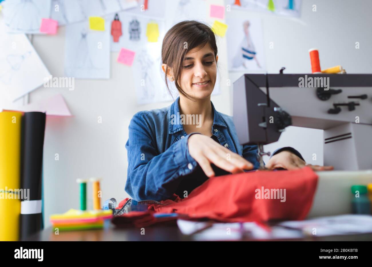 Self sewing hi-res stock photography and images - Alamy