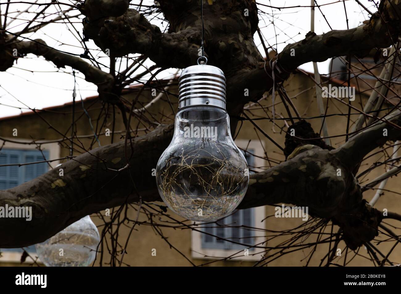 Big light bulb hi-res stock photography and images - Alamy