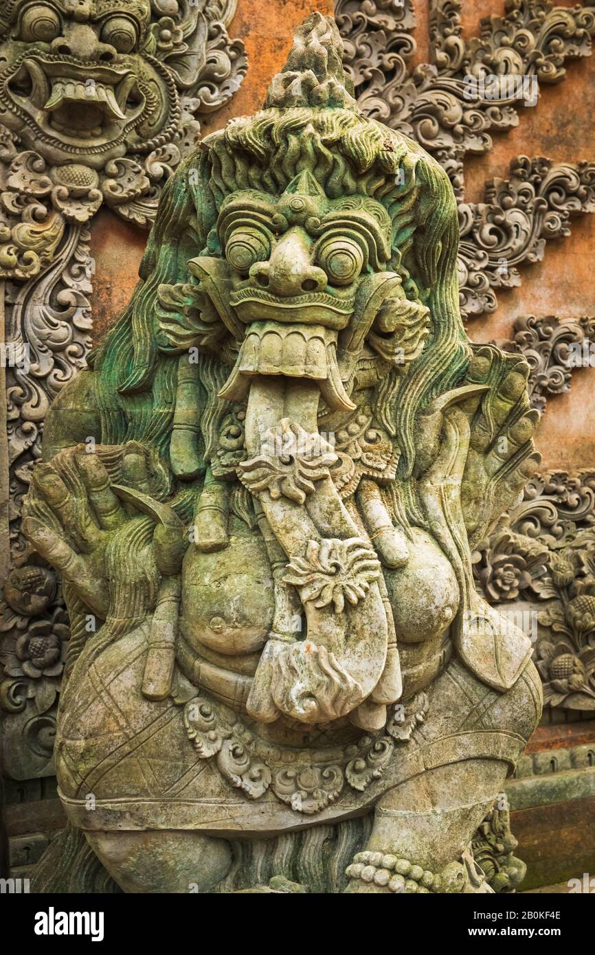 Statue at the Sacred Monkey Forest Sanctuary, Ubud, Bali, Indonesia ...