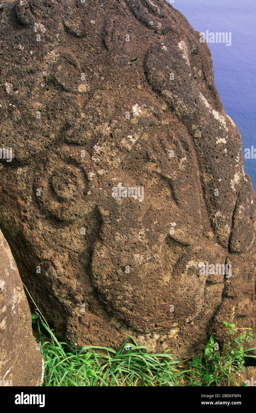 Orongo birdman hi-res stock photography and images - Alamy