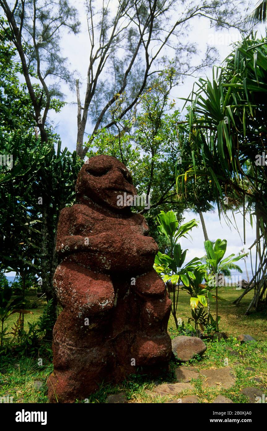 FRENCH POLYNESIA, SOCIETY ISLANDS, TAHITI, PAUL GAUGUIN MUSEUM, TIKI ...