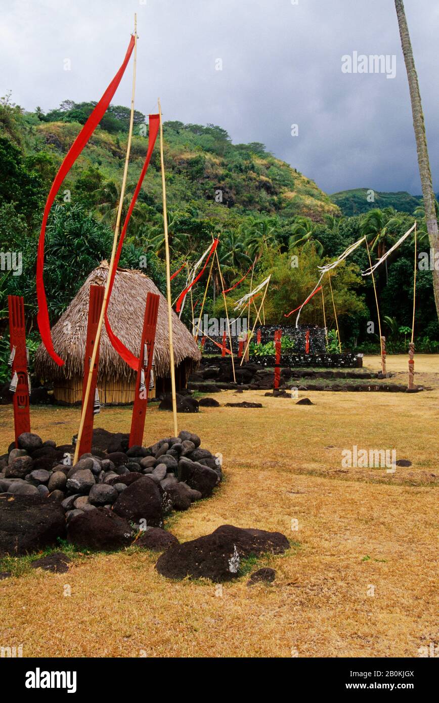FRENCH POLYNESIA, SOCIETY ISLANDS, TAHITI, MARAE ARAHURAHU Stock Photo ...
