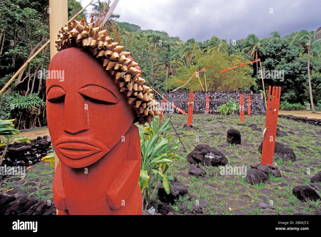 FRENCH POLYNESIA, SOCIETY ISLANDS, TAHITI, MARAE ARAHURAHU, TIKI STATUE ...