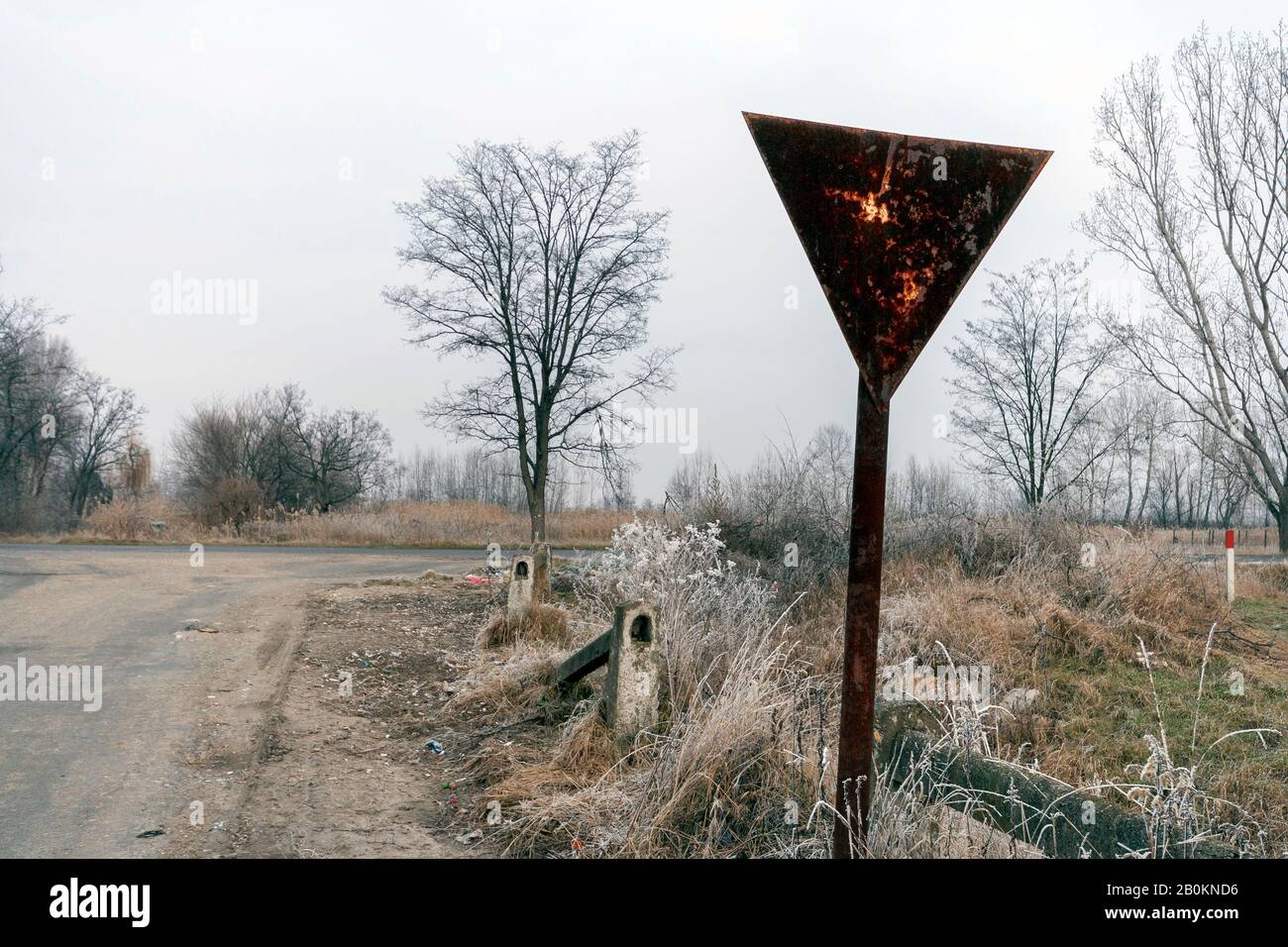 Hungarian road signs hi-res stock photography and images - Alamy