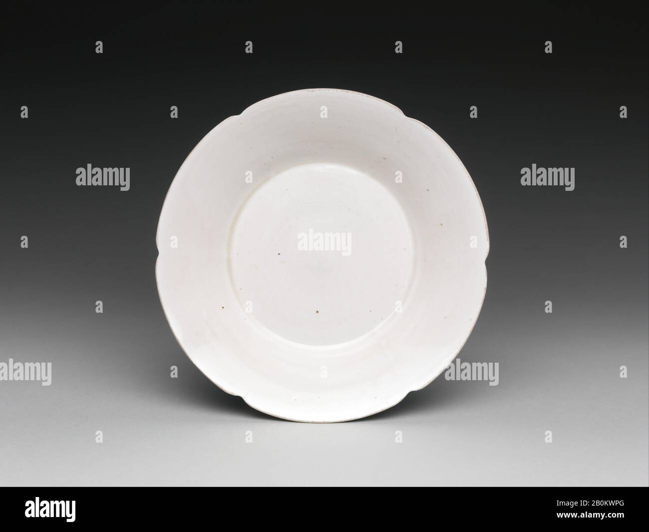 Porcelain with ivory glaze ding ware hi-res stock photography and ...