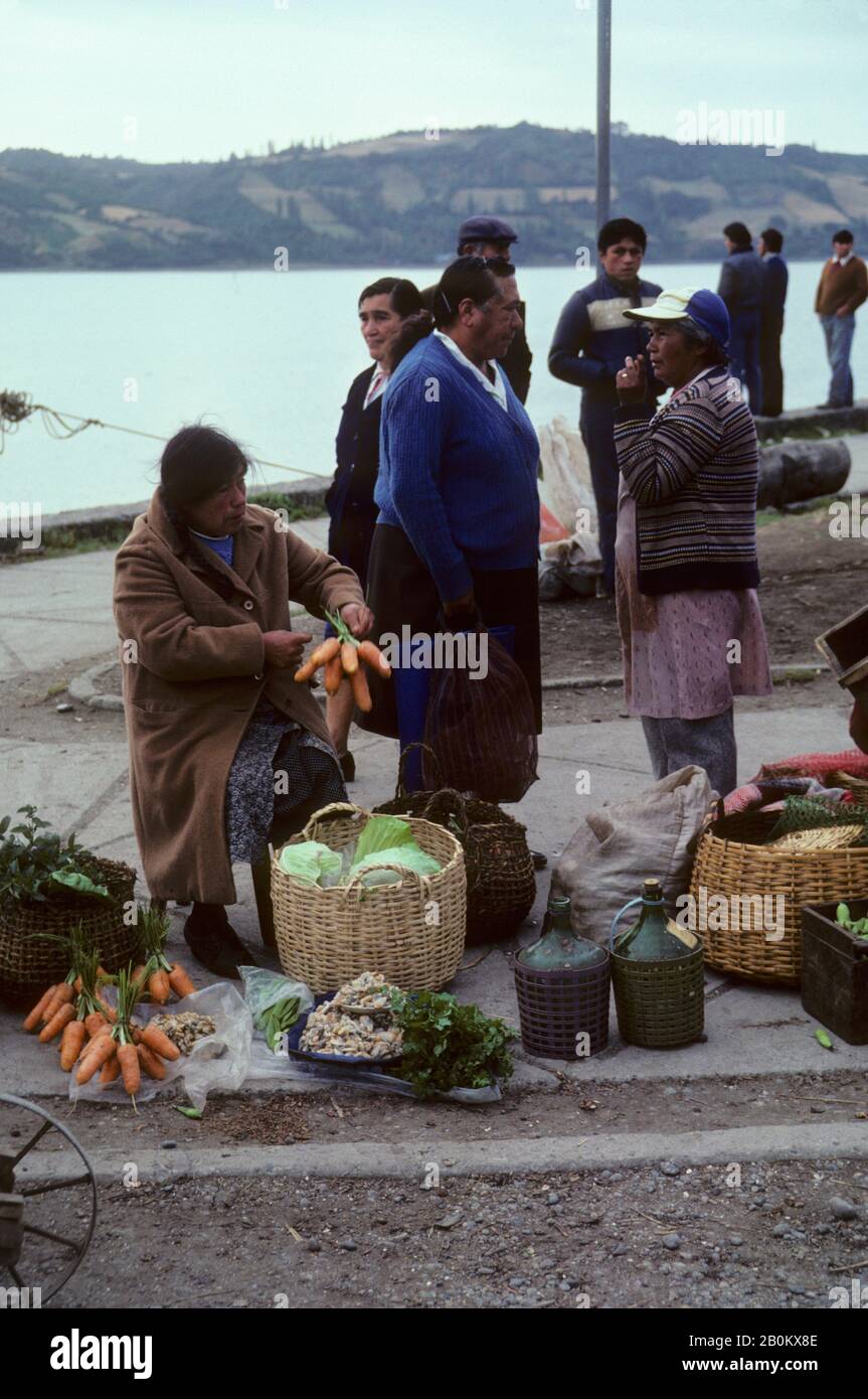CHILE, (SOUTHERN CHILE) CHILOE ISLAND, CASTRO, LOCAL MARKET Stock Photo ...