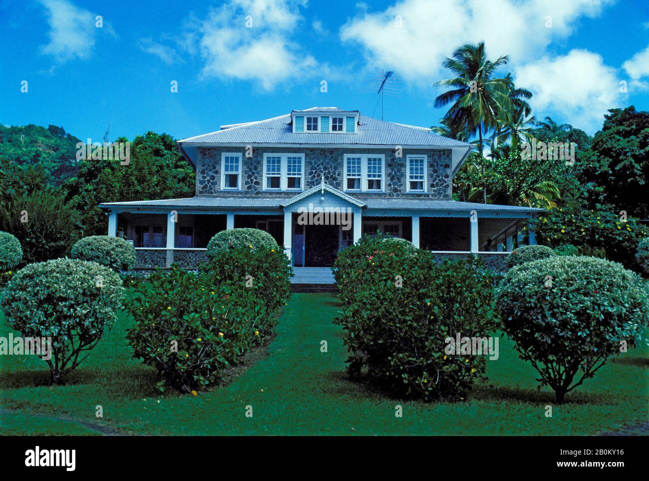 St vincent caribbean architecture hi-res stock photography and images ...