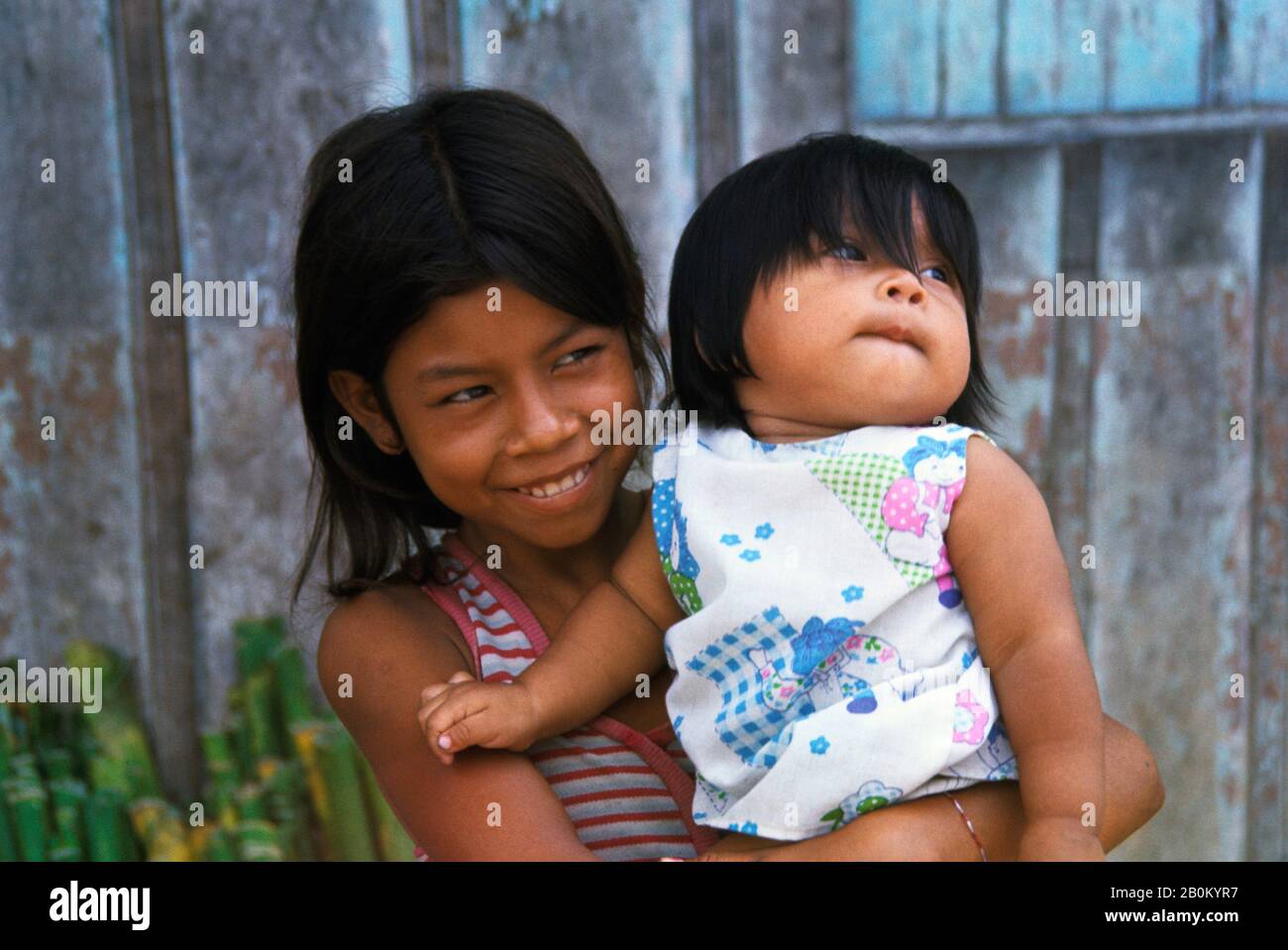 Child girl amazon peru hi-res stock photography and images - Alamy