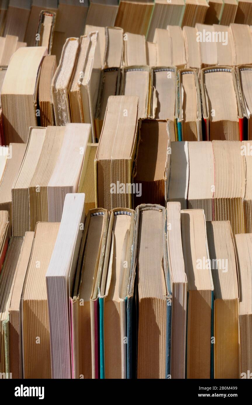 Stacked books, stacked books, books, stacked books Stock Photo - Alamy