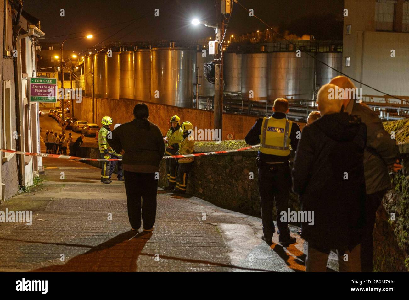 Partial building collapse hi-res stock photography and images - Alamy