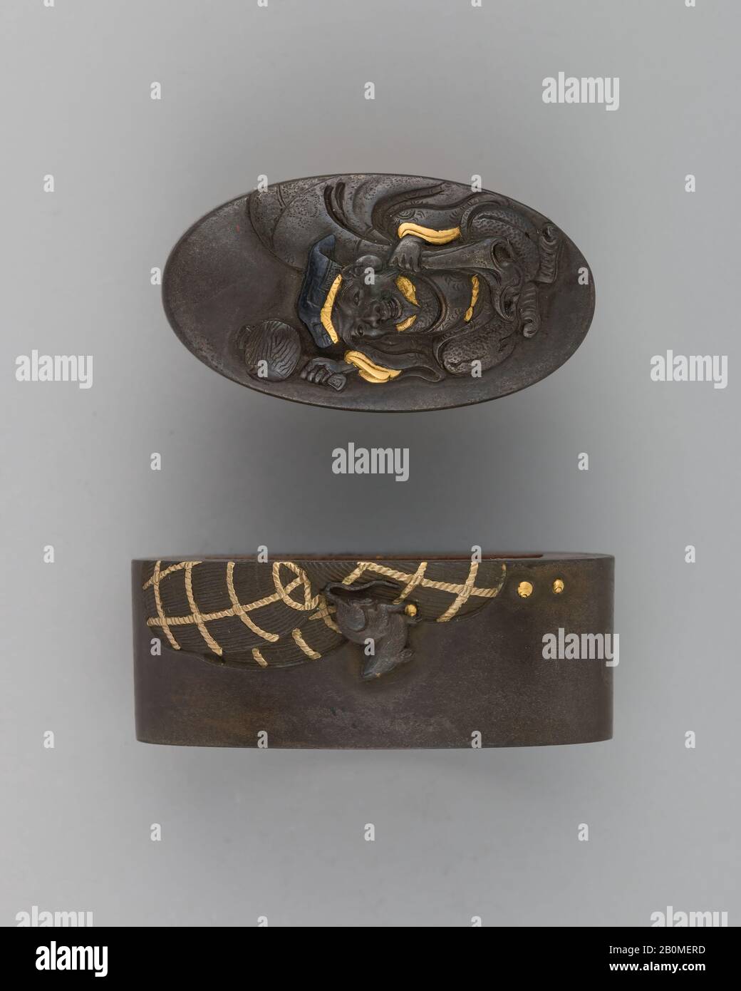 Sword furniture fuchi kashira hi-res stock photography and images - Alamy