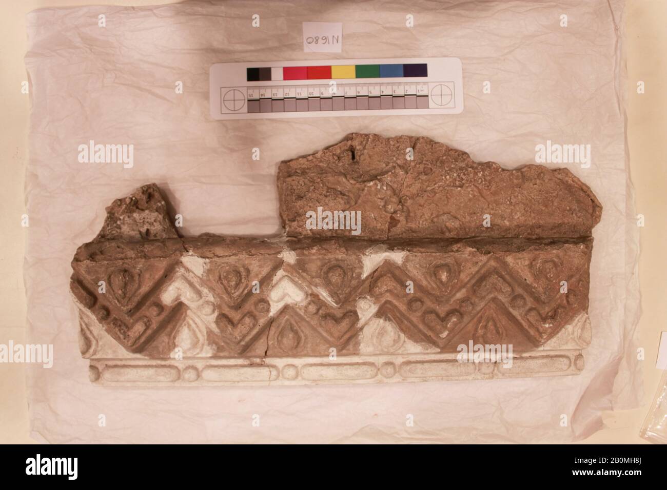 Fragment, probably 8th–12th century, Excavated in Iran, Nishapur ...