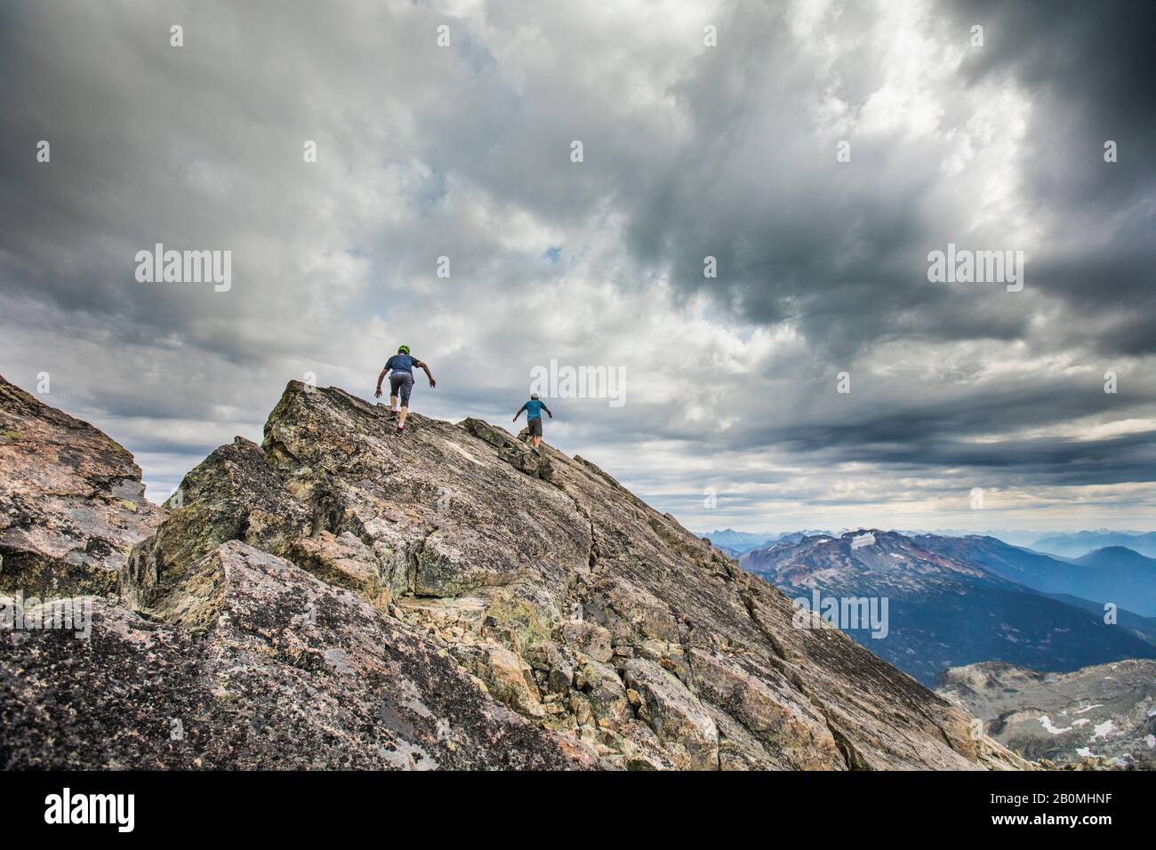 Summit mountain peak hi-res stock photography and images - Alamy