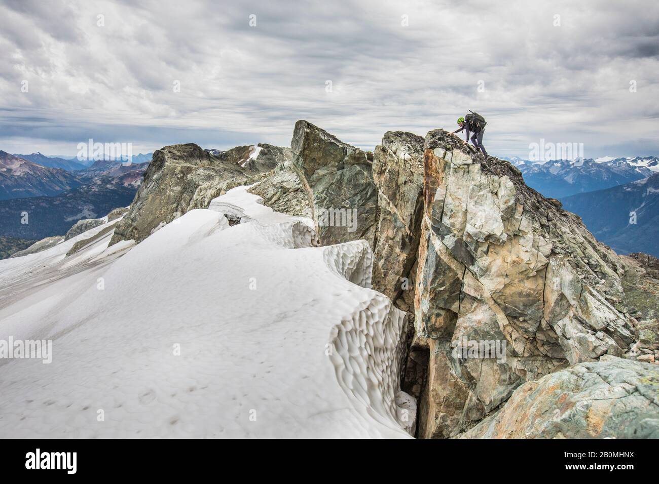 Summit climber mountain range hi-res stock photography and images - Alamy