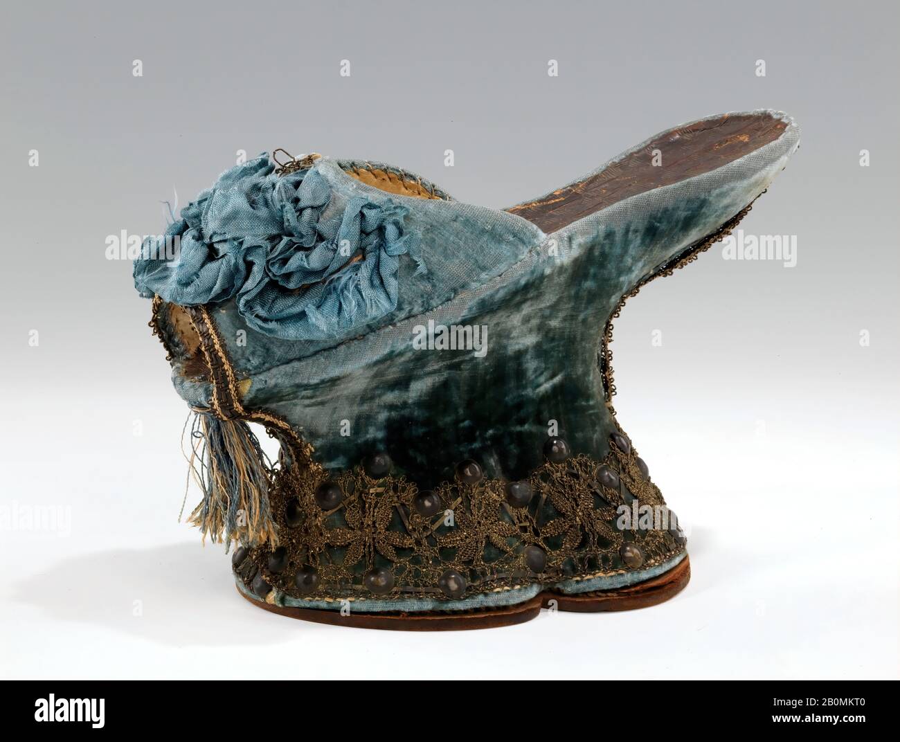 Chopines hi-res stock photography and images - Alamy