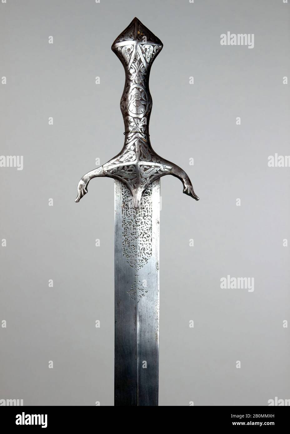 Persian sword hi-res stock photography and images - Alamy