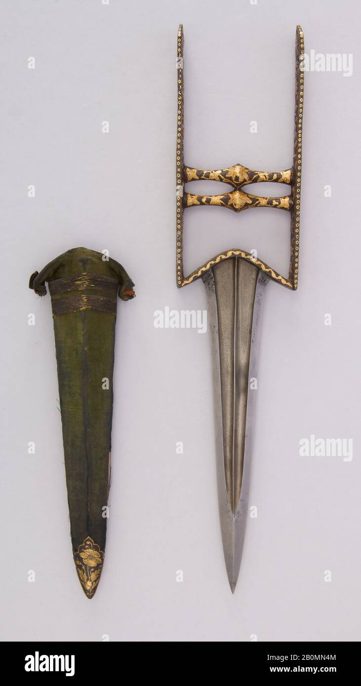 Gold dagger and its sheath hi-res stock photography and images - Alamy