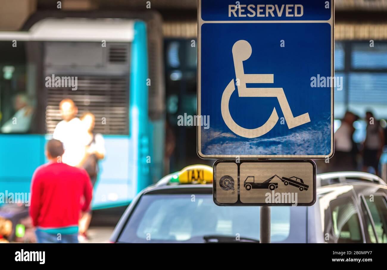 Car towing bucharest hi-res stock photography and images - Alamy