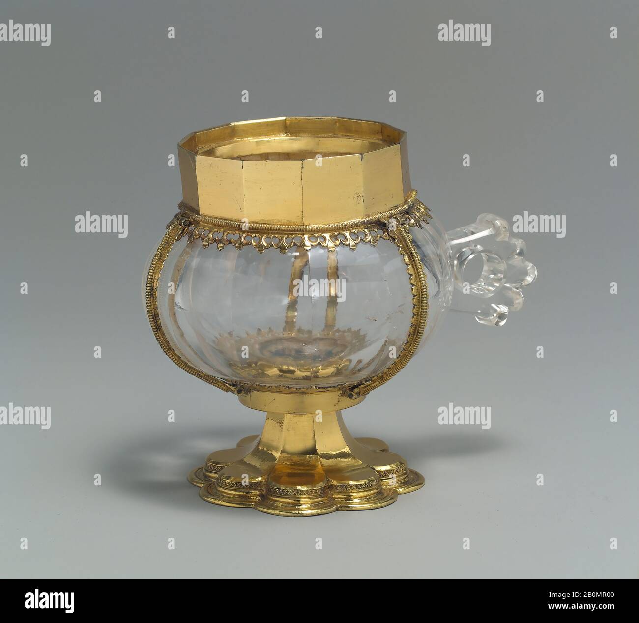 Silver rock crystal and enamel hi-res stock photography and images - Alamy