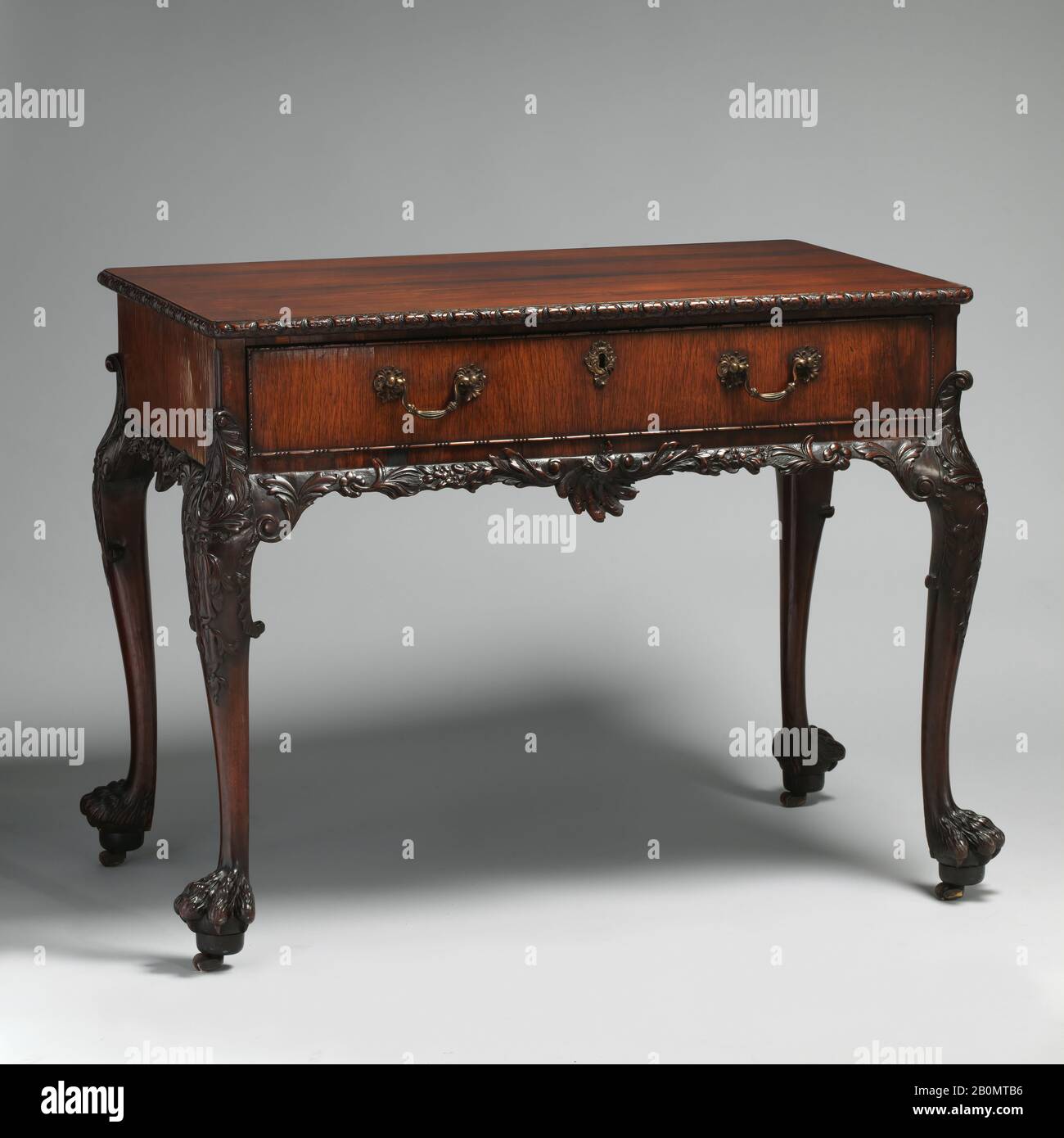 Mahogany Tables High Resolution Stock Photography and Images - Alamy