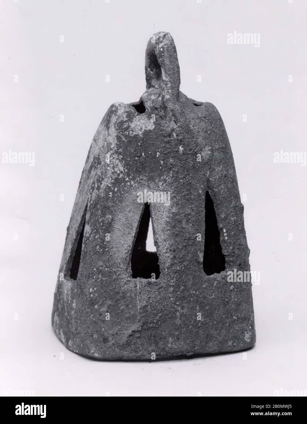 Bronze age metalwork hi-res stock photography and images - Alamy