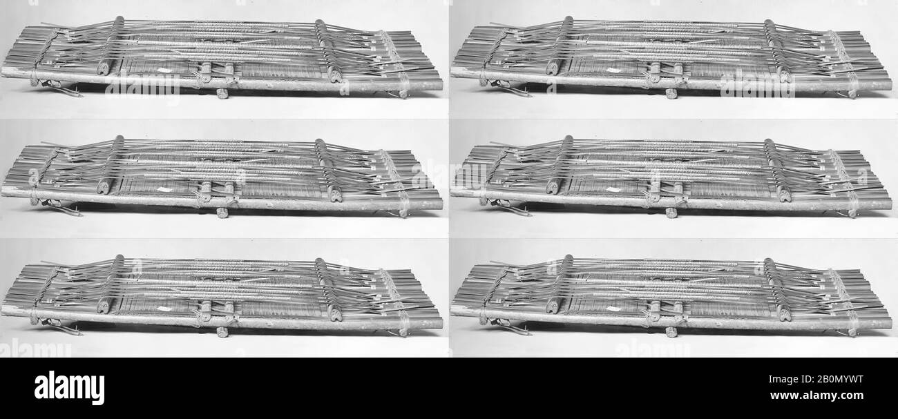 Chordophone zither plucked hi-res stock photography and images - Alamy