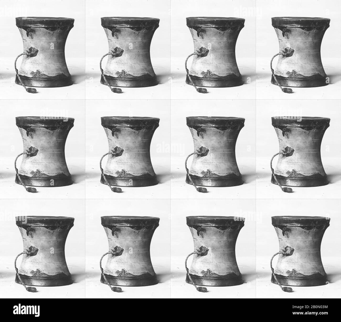 Waisted drum hi-res stock photography and images - Alamy