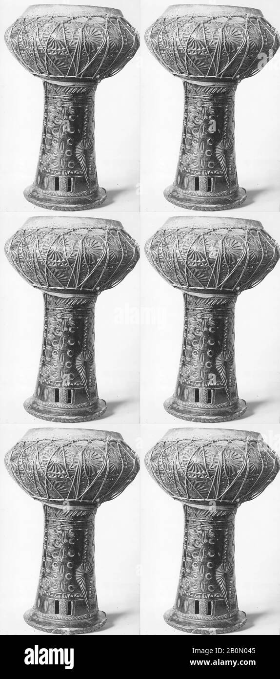 Goblet drum hi-res stock photography and images - Alamy