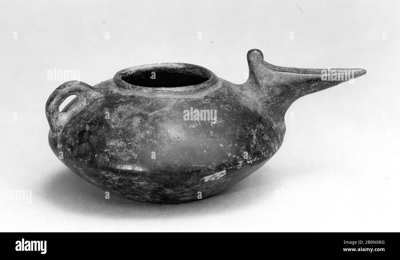 Spouted jar hi-res stock photography and images - Alamy