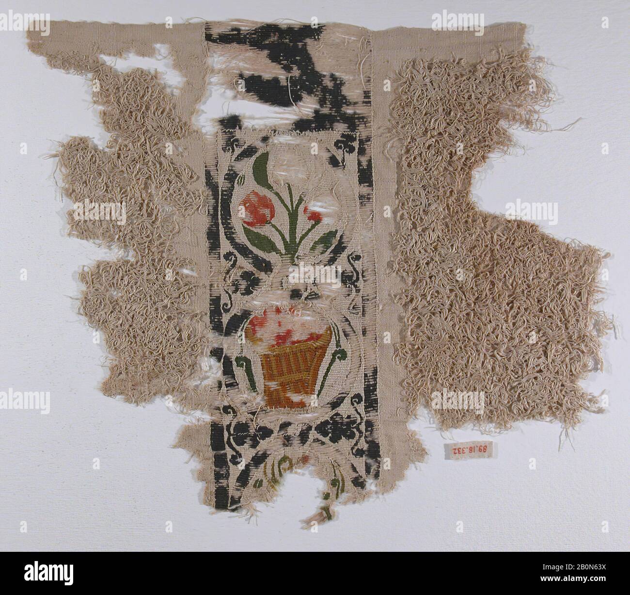 Loop pile hi-res stock photography and images - Alamy