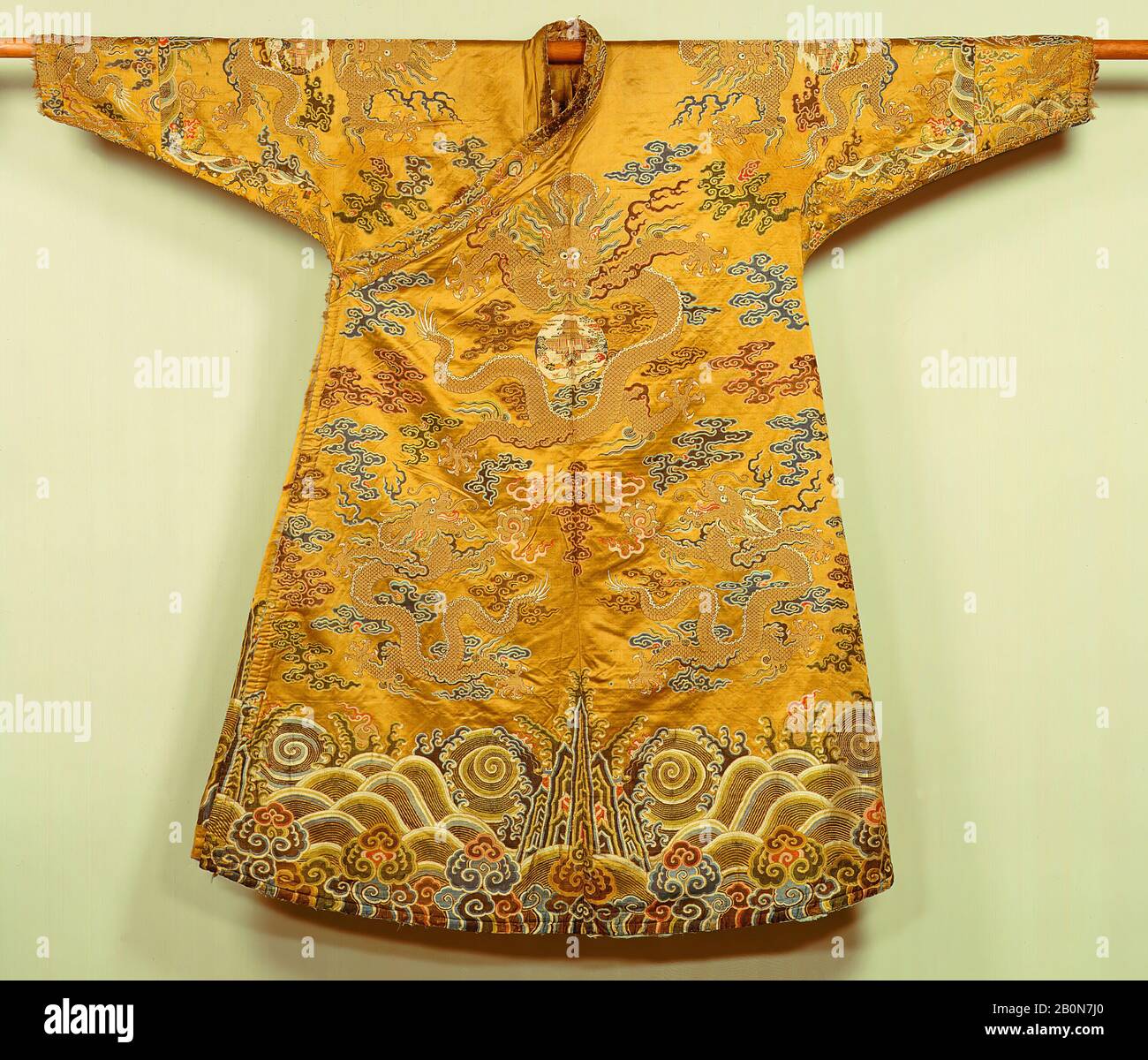Lay Aristocrat's Robe (Chuba), Tibet, 18th century, Tibet, Silk, 60 x ...