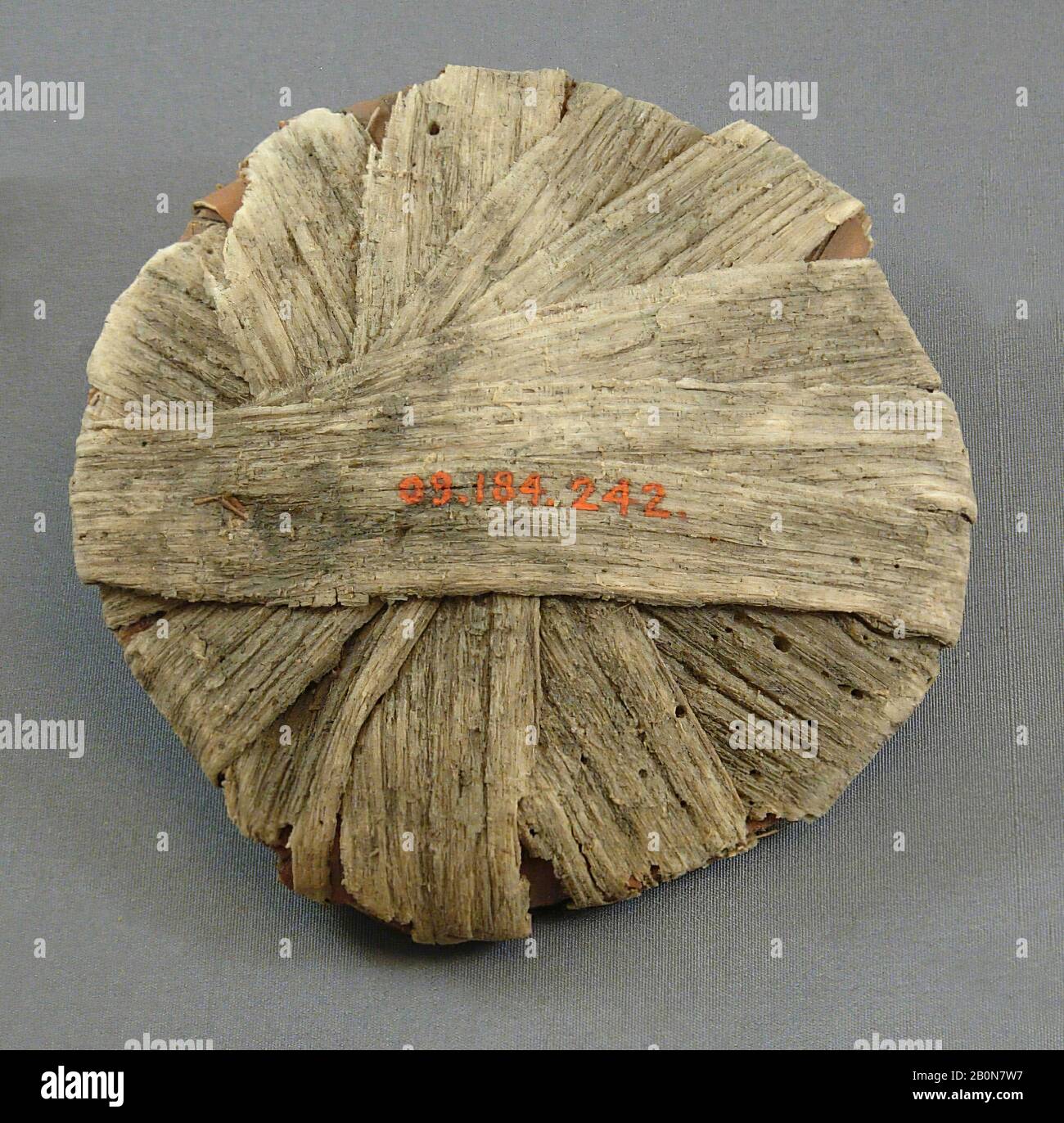 Papyrus Lid from the Embalming Cache of Tutankhamun, New Kingdom ...