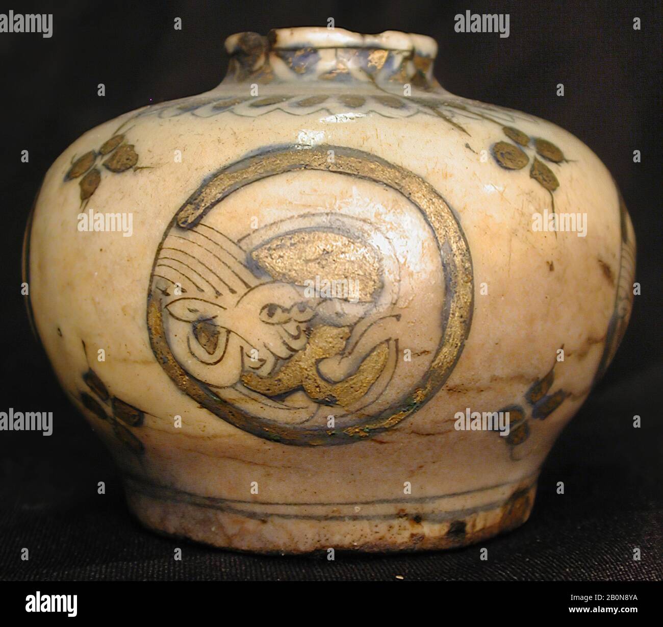 Faience ceramics hi-res stock photography and images - Alamy