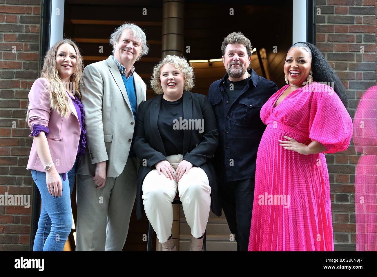 Comedy Icon Paul Merton will make West End musical debut in HAIRSPRAY ...