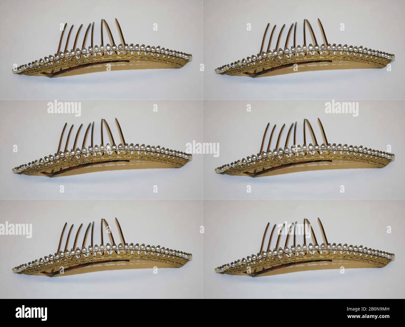 Brass comb hi-res stock photography and images - Alamy