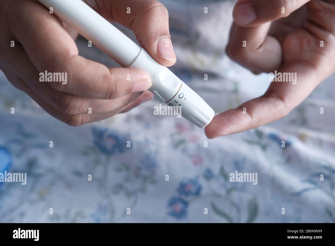Close up of women hand measuring diabetic Stock Photo - Alamy