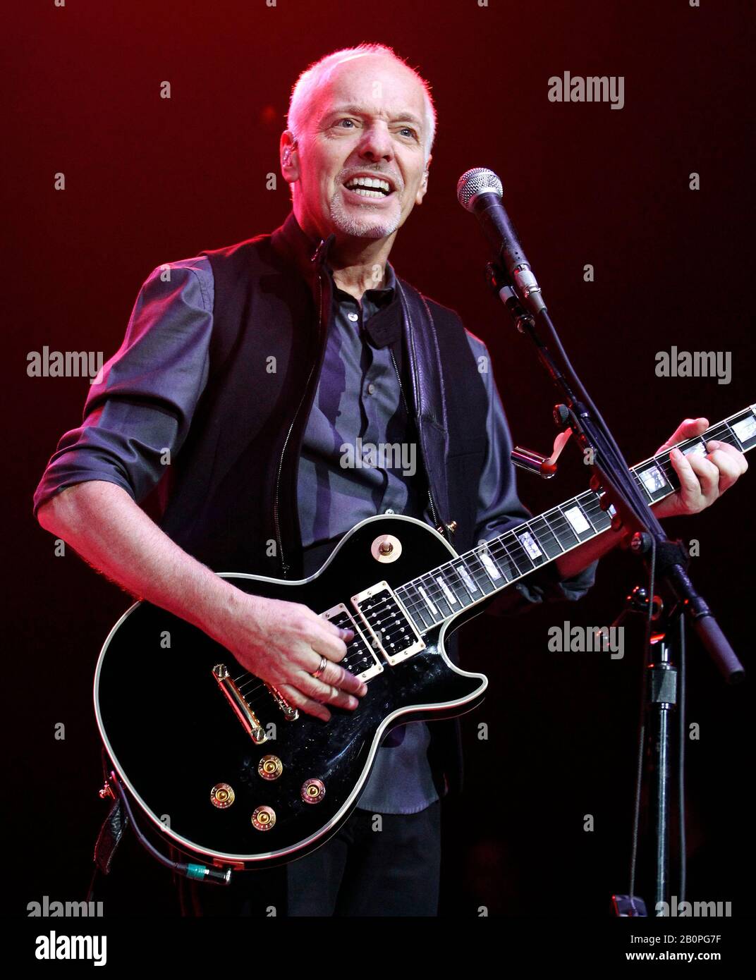 Peter Frampton brings his Frampton Comes Alive! 35 Tour to a sold out ...