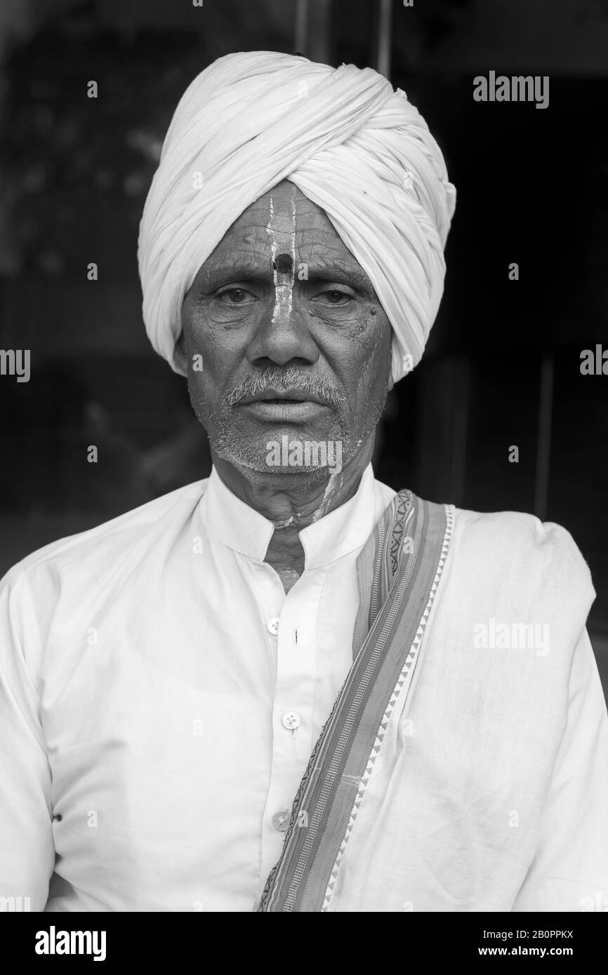 Warkari hi-res stock photography and images - Alamy
