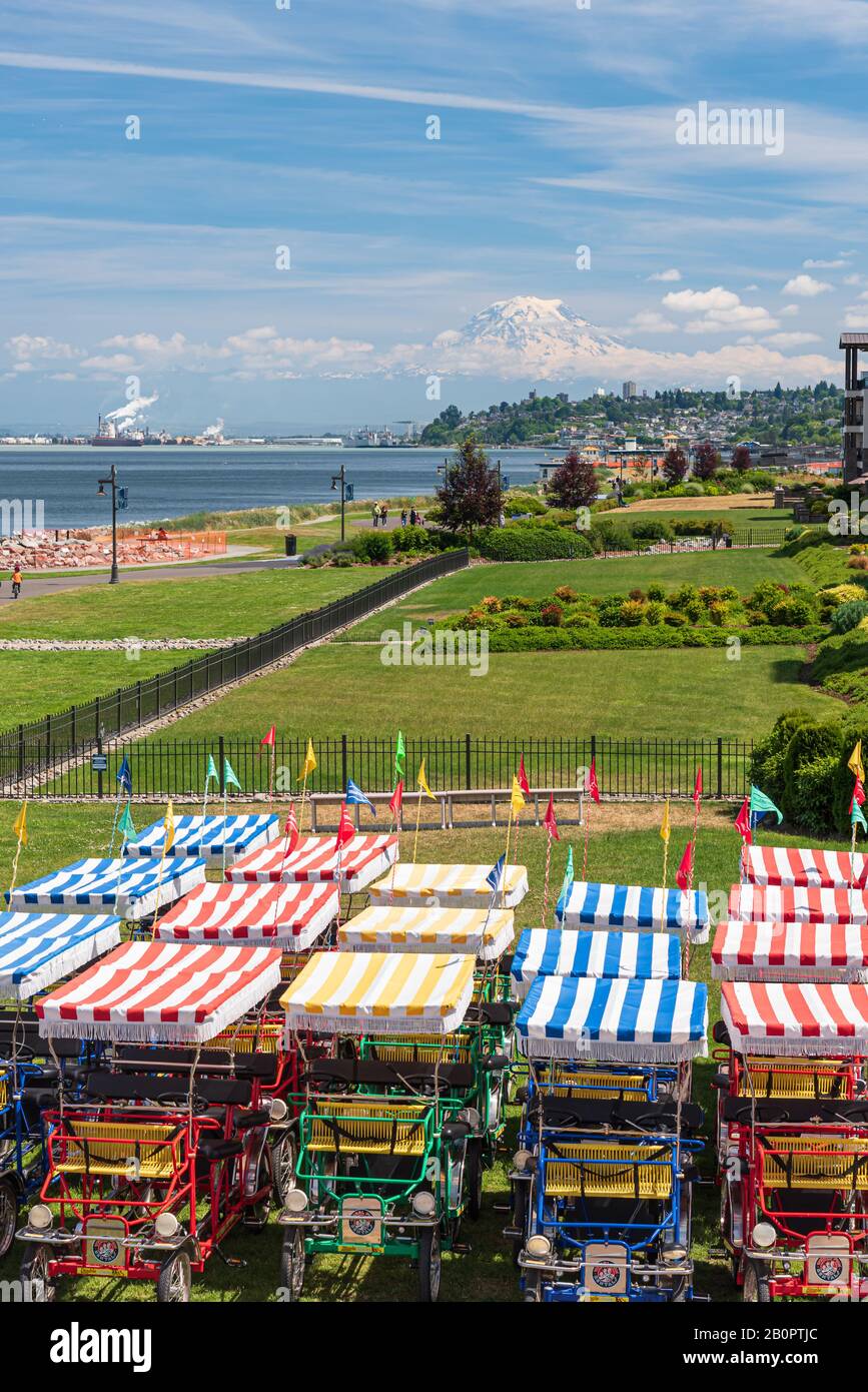 Mt Rainier Hovers Over Downtown Tacoma and Commencement Bay as Seen ...