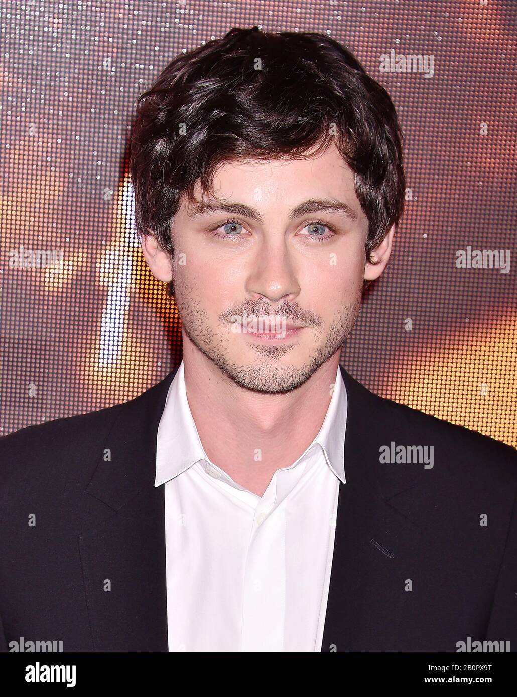 Logan lerman hunters hi-res stock photography and images - Alamy