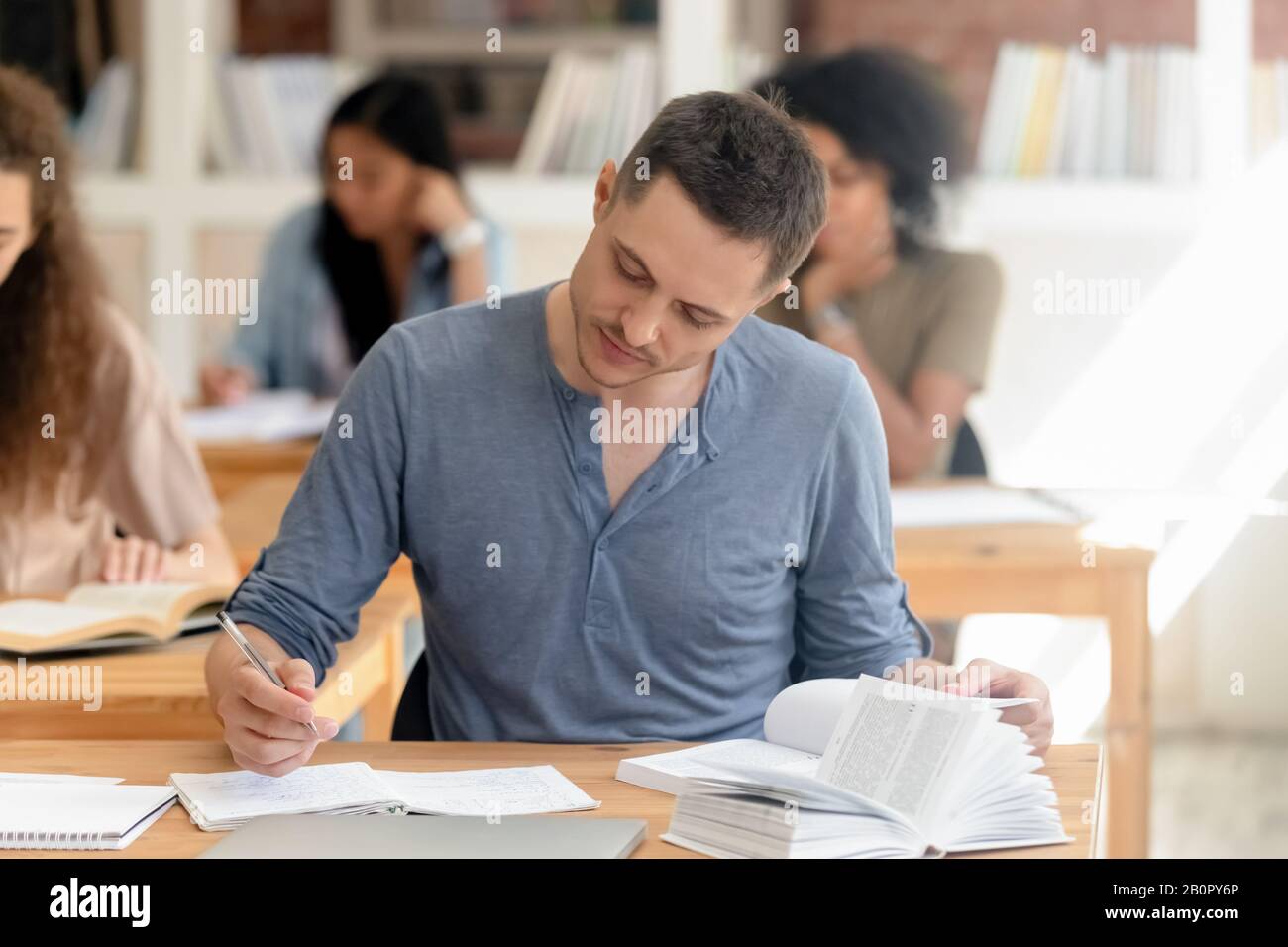 Attractive teen hi-res stock photography and images - Alamy
