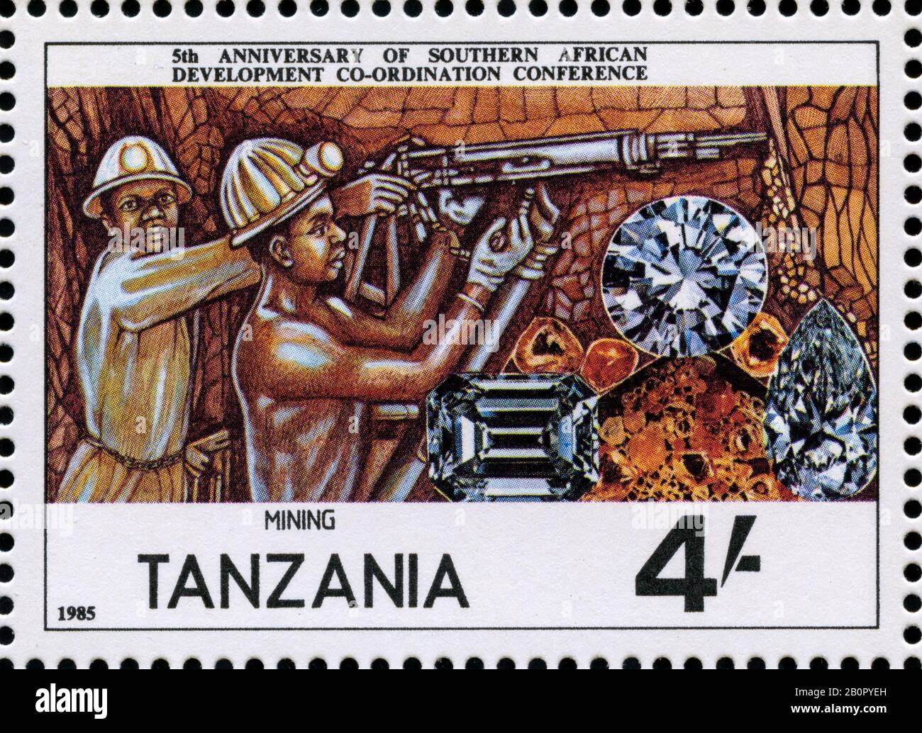 Tanzania mining hi-res stock photography and images - Alamy