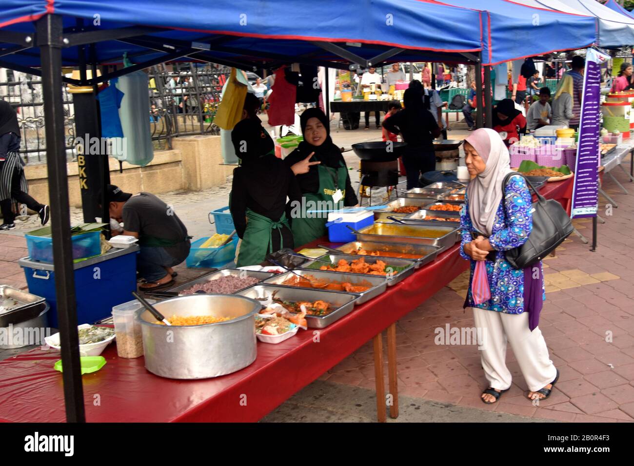 Ramadan tent hi-res stock photography and images - Alamy