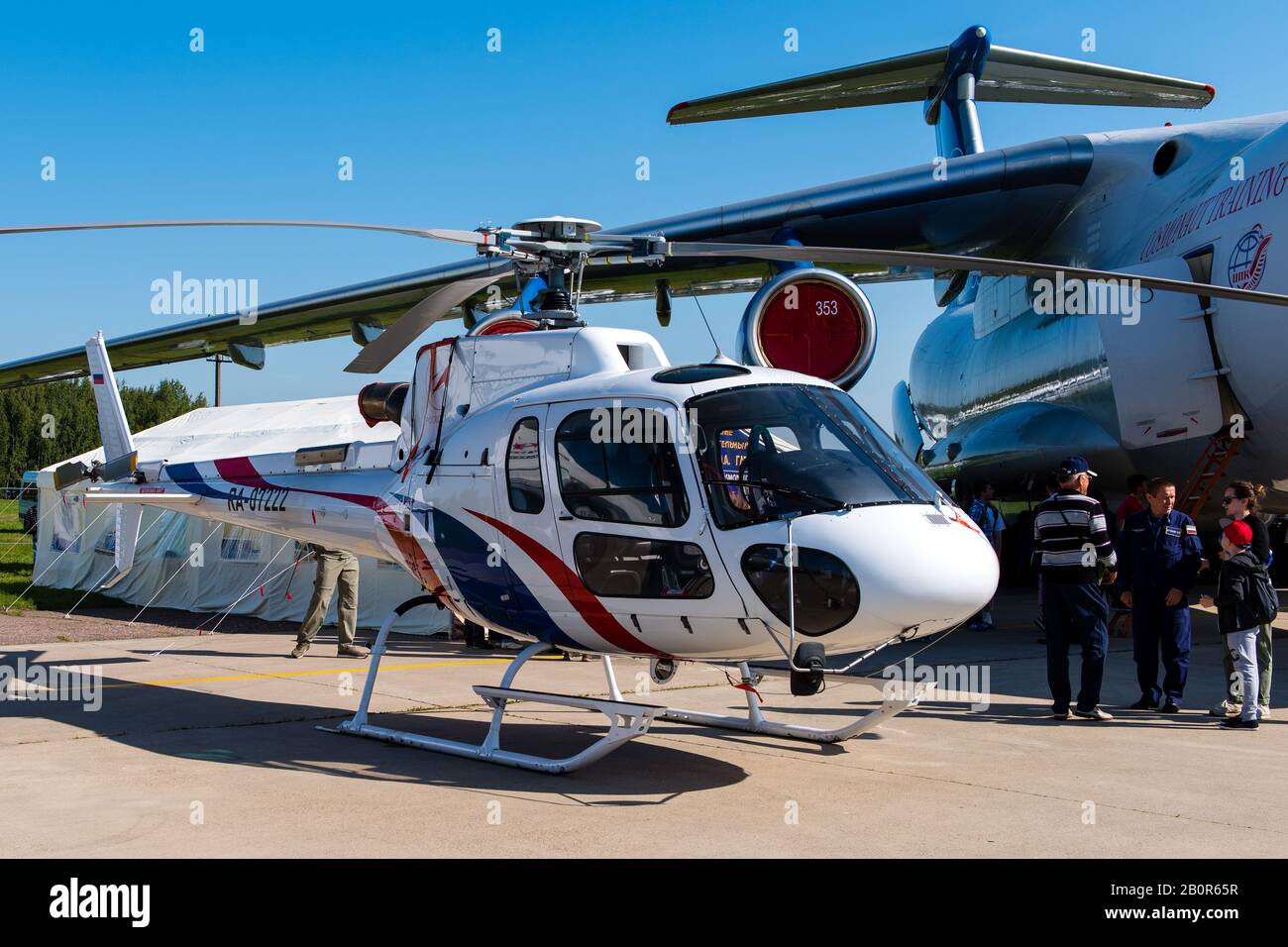 Eurocopter as350 hi-res stock photography and images - Alamy