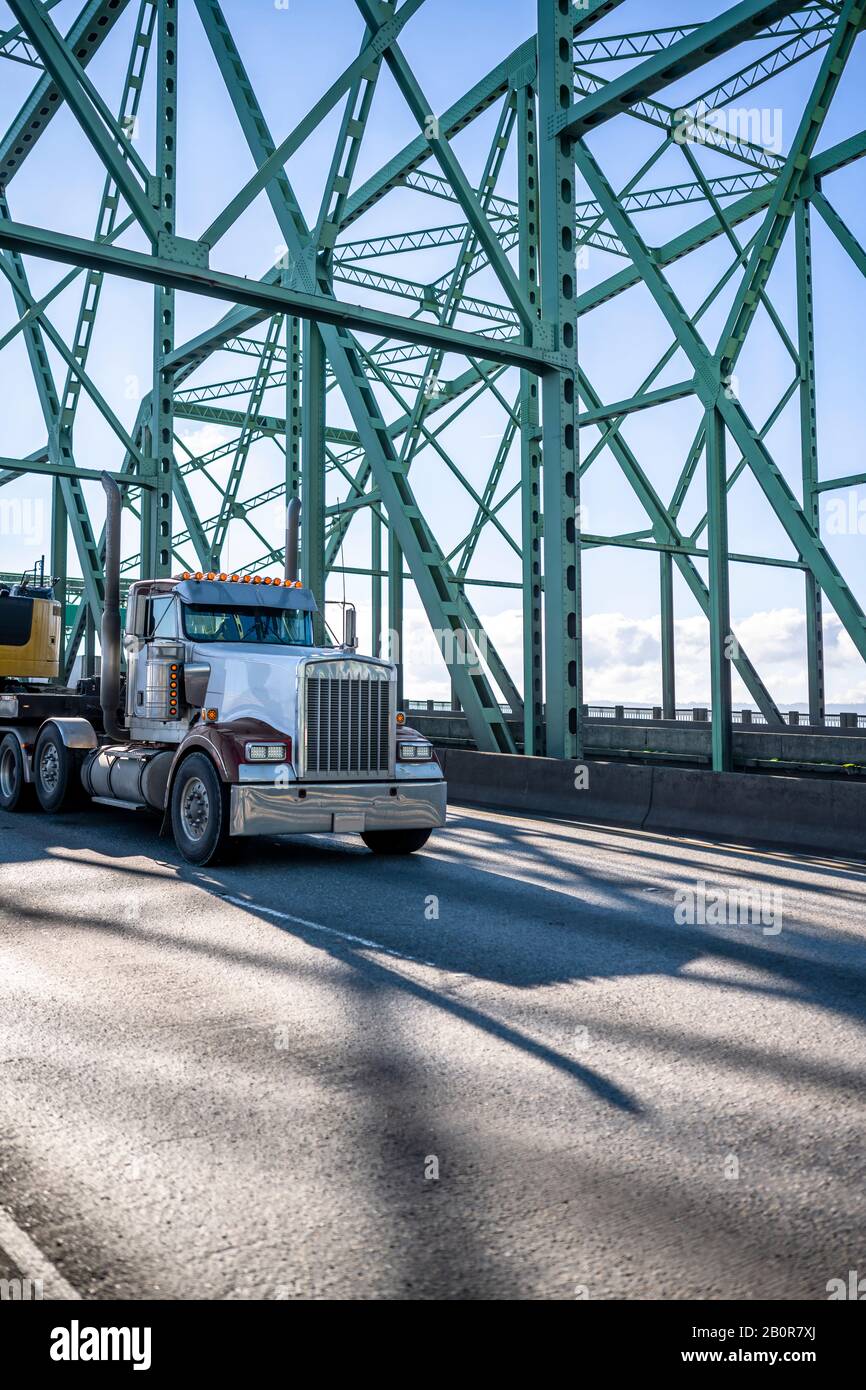 Classic American idol big rig efficient diesel semi truck with chrome ...
