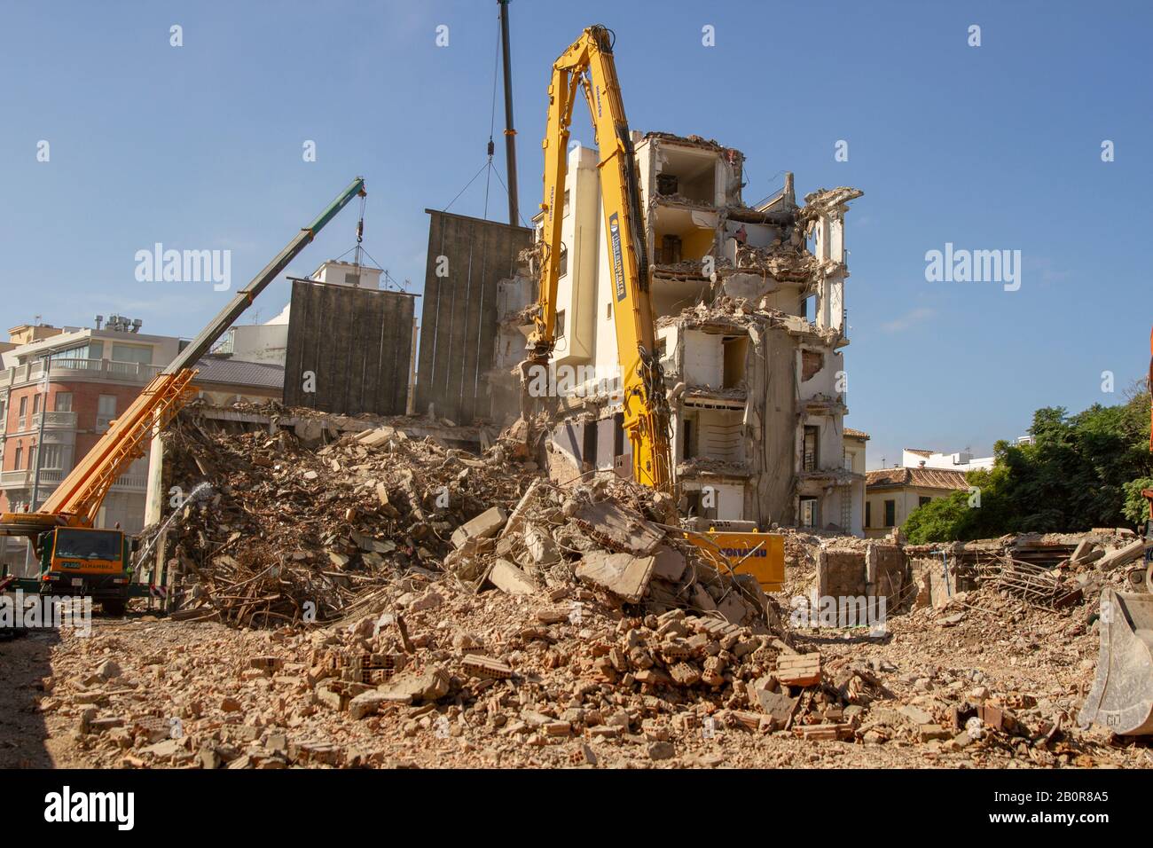 Demolition & Construction Stock Photo - Alamy