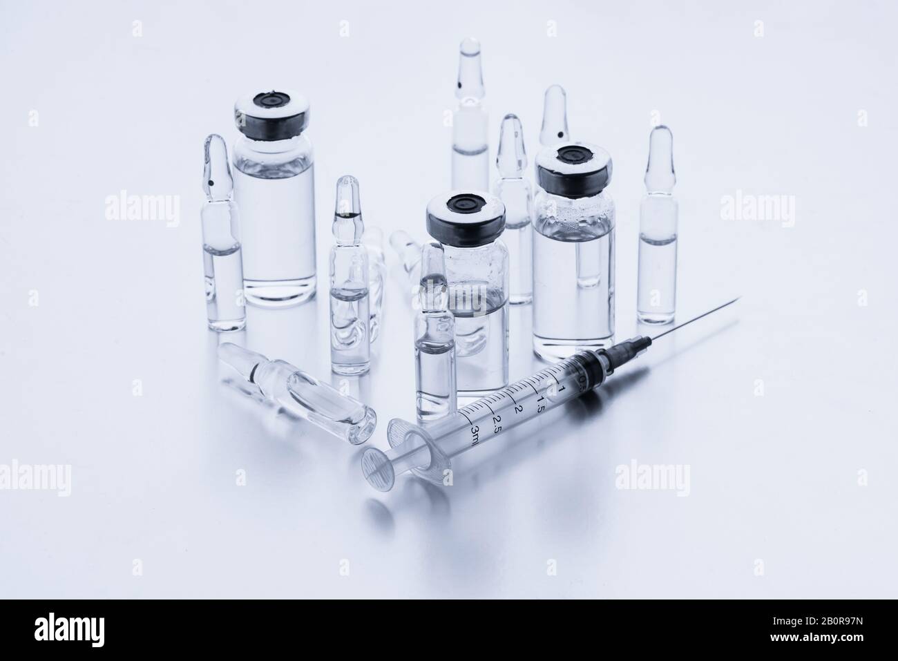 Ampoules for injection. Glass medical vials for vaccination ...